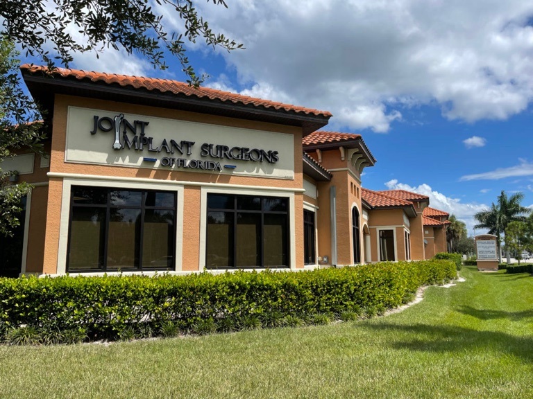 Learn More About The Leaders In Neurosurgery | Benjamin Ditty M.D.